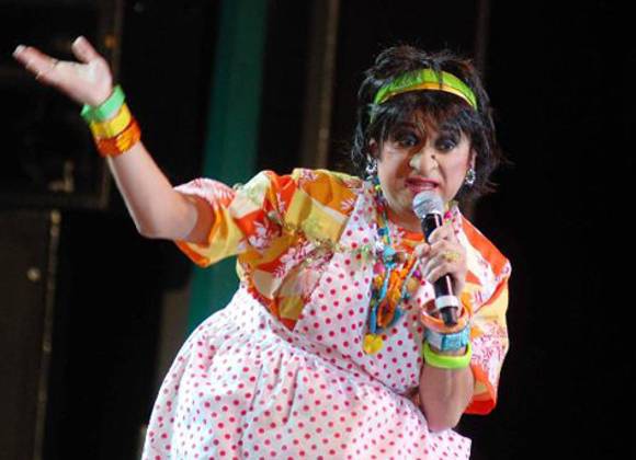 Lalo España podría llevar al cine a Margara Francisca