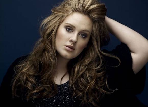 Adele, artista pop del año e icono gay