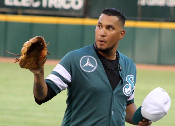 Felix Doubront regresa con los Saraperos; fortalecen pitcheo