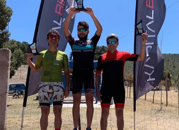 Abraham Cardona toma el liderato en Cuauhtémoc