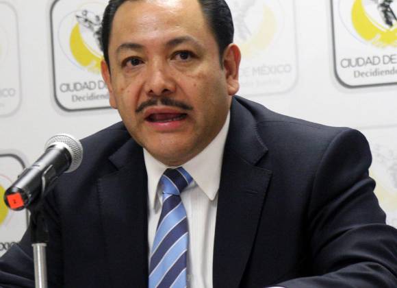 Tarifa dinámica de Uber sí desaparecerá, afirma Héctor Serrano