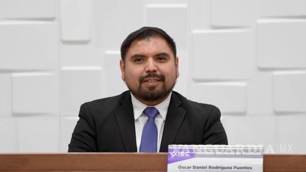Se convierte Óscar Rodríguez en el primer presidente del IEC ...
