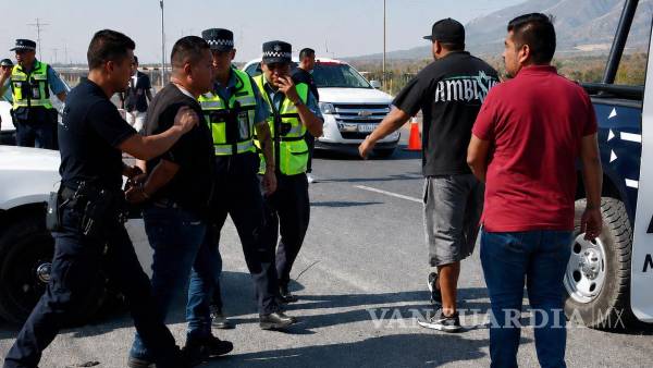 Investiga FGE riña y daños entre choferes de aplicación y piperos en ...