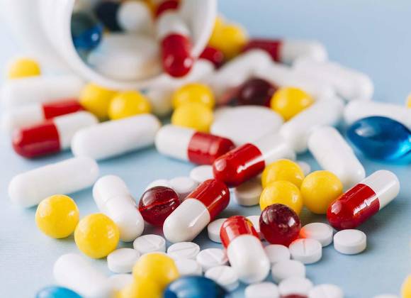 Excede sus medicamentos y termina en el hospital