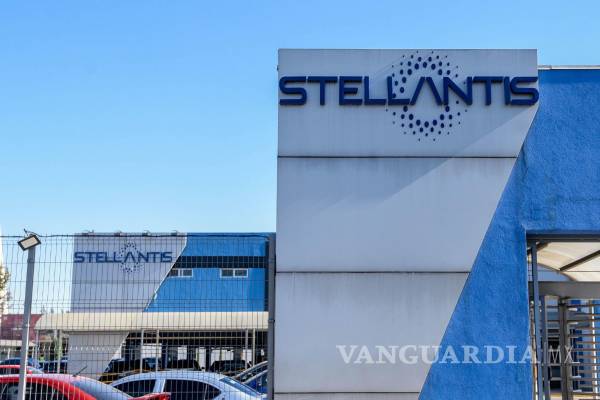 Producción automotriz cae en abril; planta Stellantis de Toluca y ...