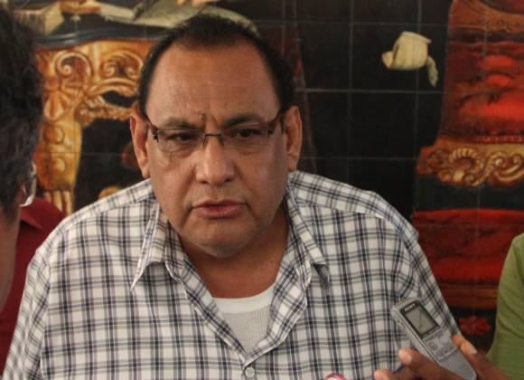 Luis Mazón toma protesta como nuevo alcalde de Iguala