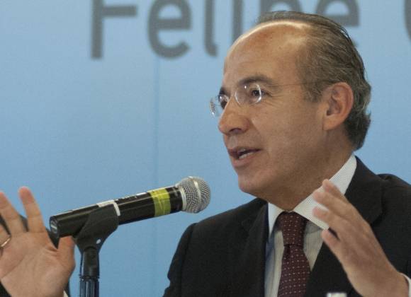 Calderón presenta proyecto sobre cambio climático