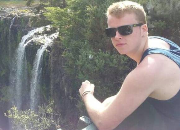 Sobrevive a una caída ¡de 15 pisos!