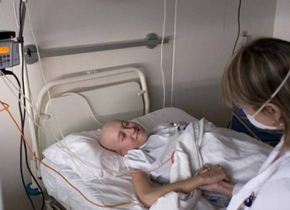 Logran avances en tratamiento de un tipo de leucemia