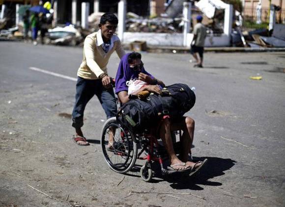 Presidente filipino apoya a localidades devastadas