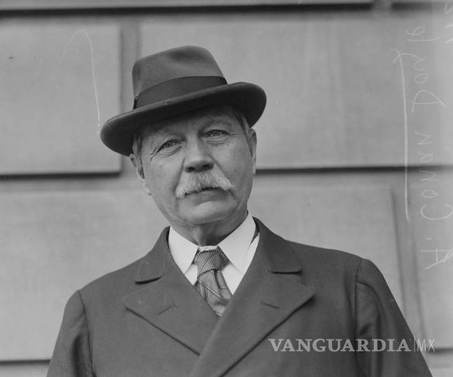 87 años sin el genio del escritor británico Arthur Conan Doyle
