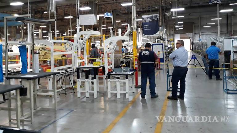 Produce Yanfeng tableros y puertas para mil camionetas diarias de ...