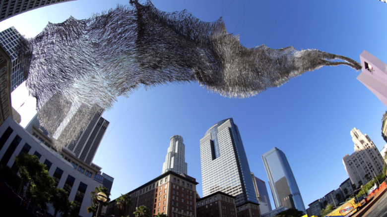 Liquid Shard: la escultura que conquista Internet