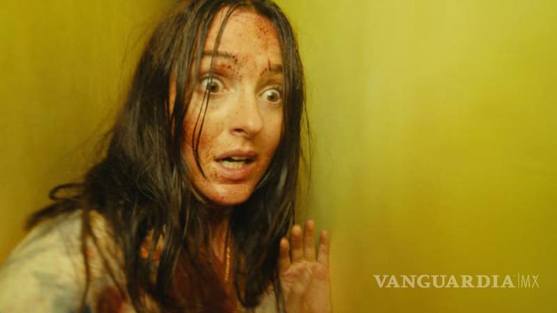Revelan segundo tráiler de ‘Backrooms’, la película más inquietante de ...