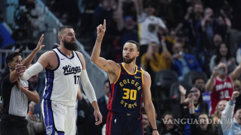 Stephen Curry alcanza récord histórico en la NBA de 4 mil triples