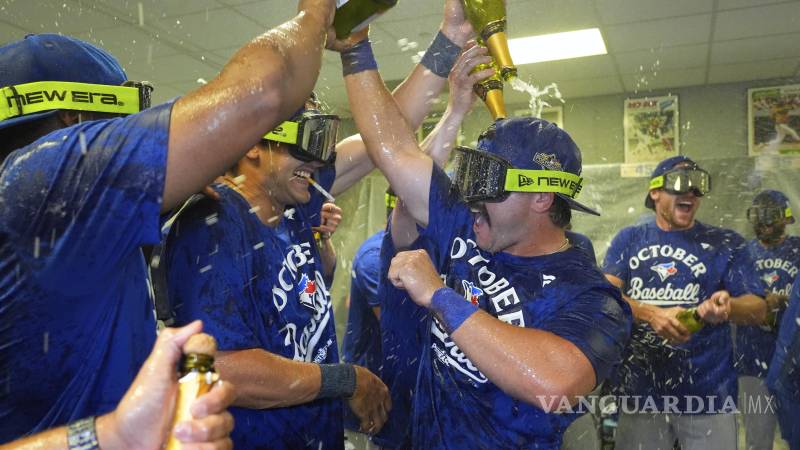 Blue Jays aseguran su boleto a la Postemporada con triunfo sobre Royals