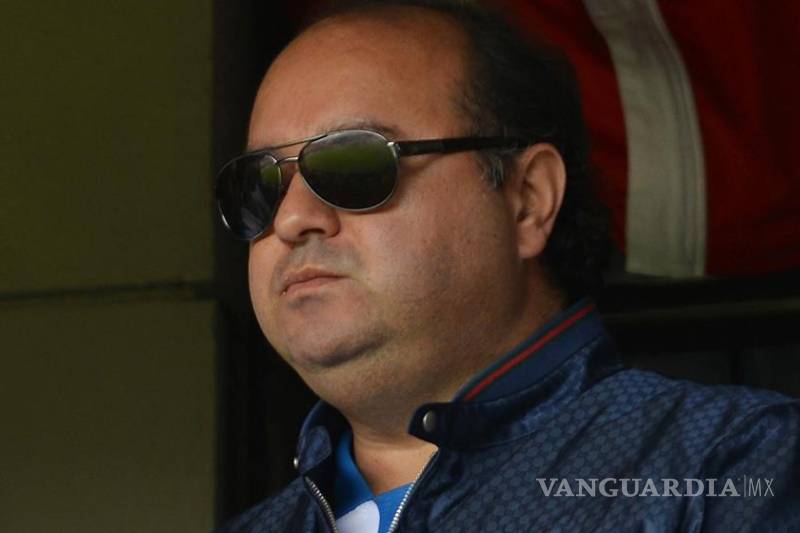 Detienen a Amado Yáñez en EU