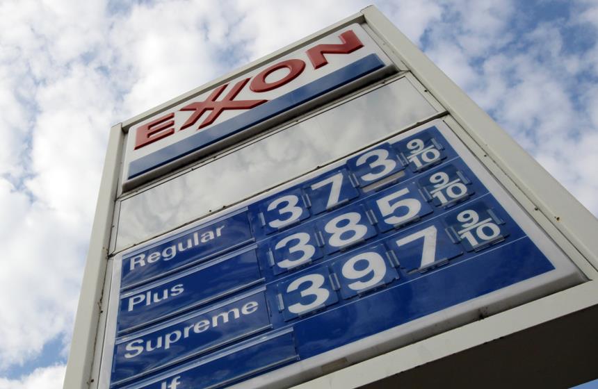 Exxon mantiene planes en México, pese a baja de precios