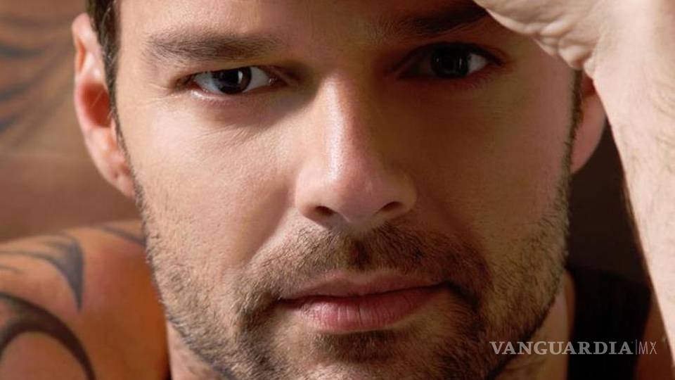 Libro de Ricky Martin, de los más vendidos en EU