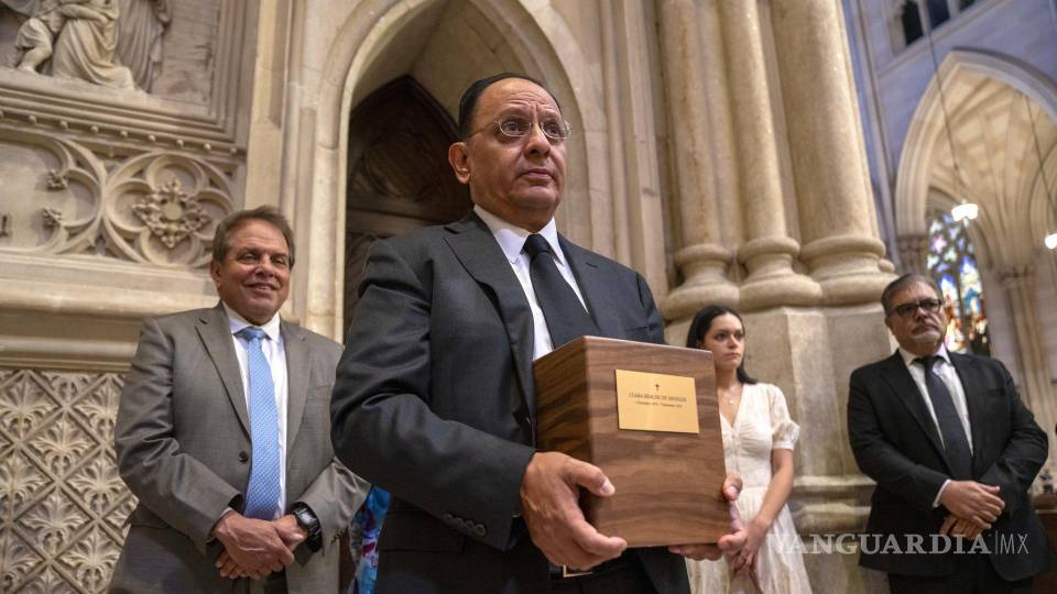 105 años después retornan a México las cenizas de Clara Krause, esposa ...