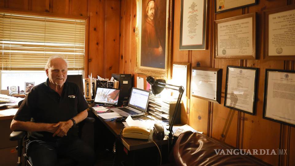 El Nobel de Física premia a Alain Aspect, John F. Clauser y Anton ...
