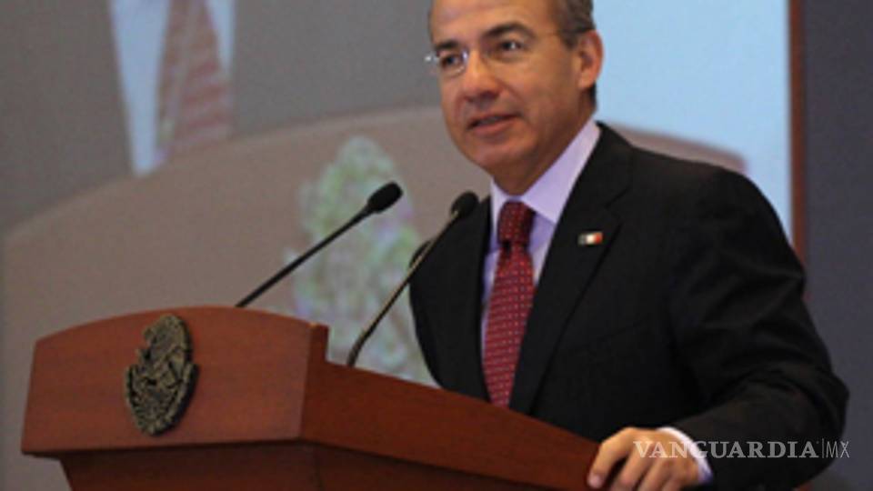 Calderón elude tema de Nacho Coronel