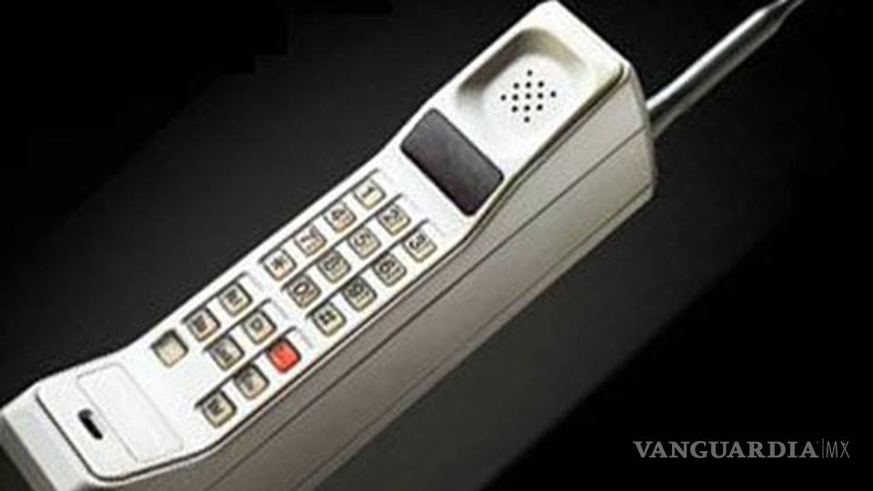 A casi 30 años del primer teléfono celular