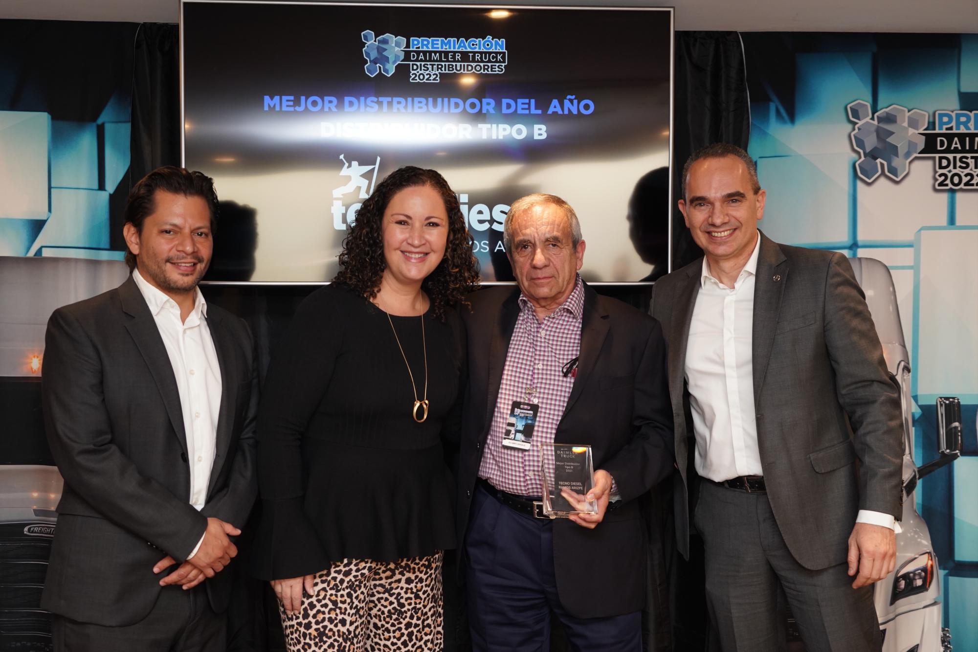 Reconoce Daimler México a Red de Distribuidores; Tecno Diesel Ramos ...