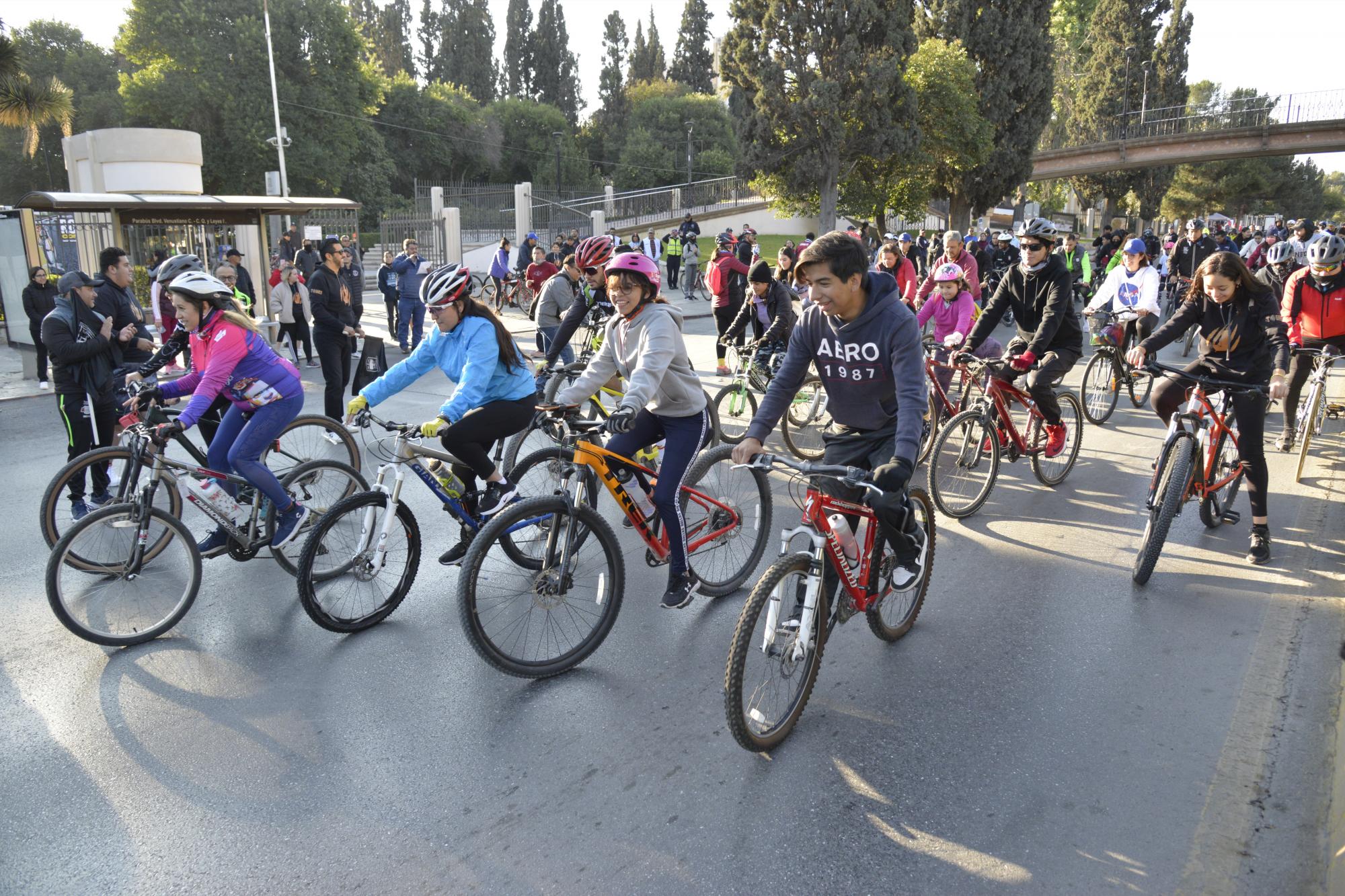 Celebran rodada “Juris contra el frío” - Lado.mx